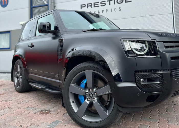 LAND ROVER DEFENDER - Prestige Graphics