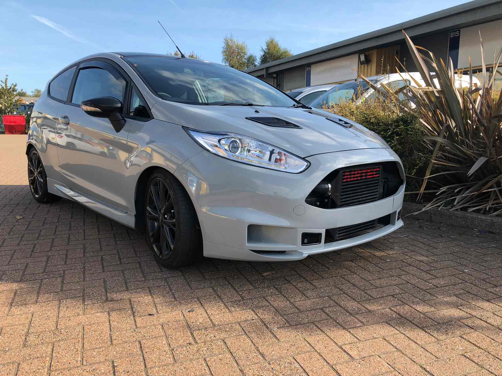 FORD FIESTA - Prestige Graphics