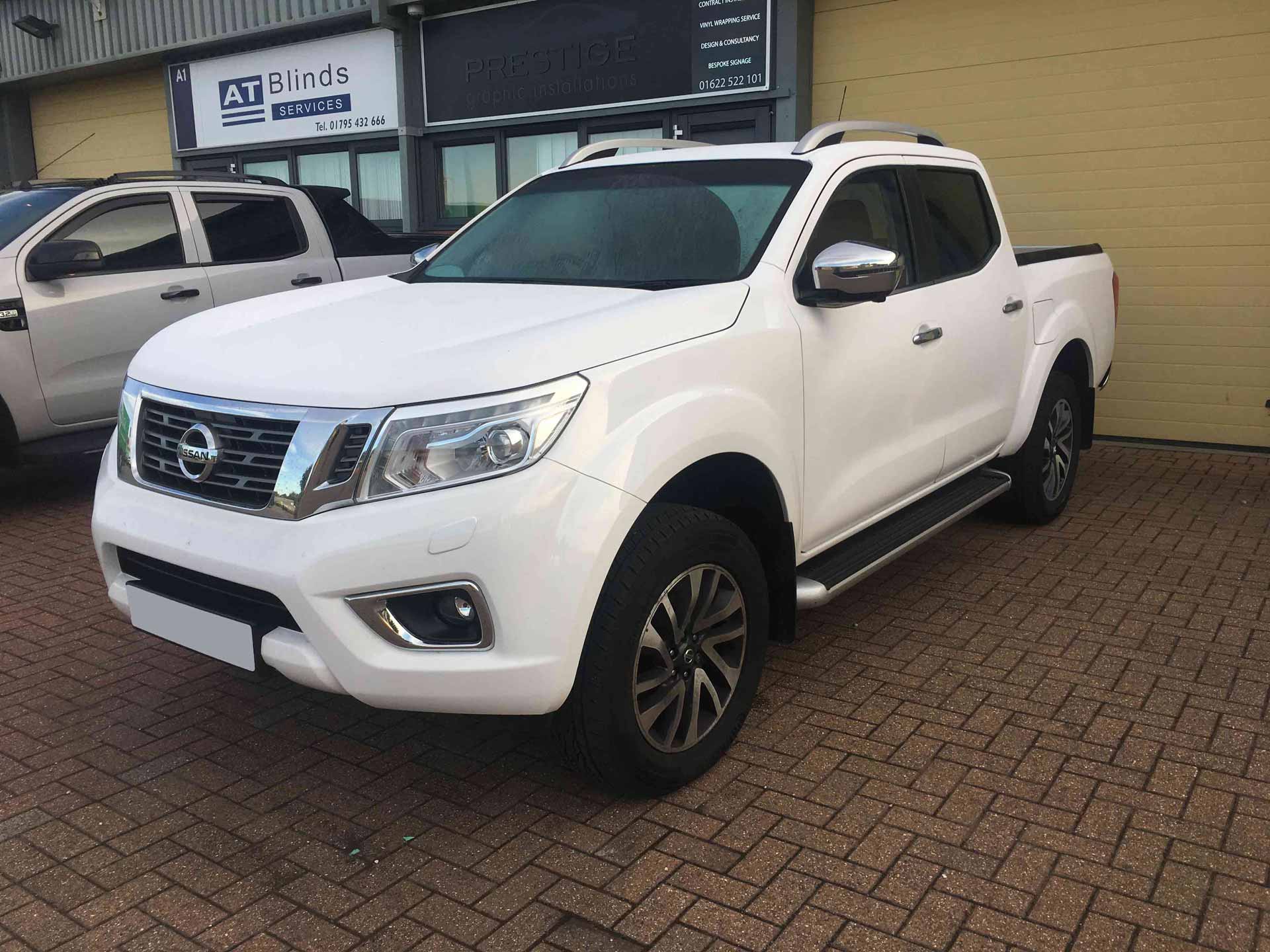 NISSAN NAVARA - Prestige Graphics