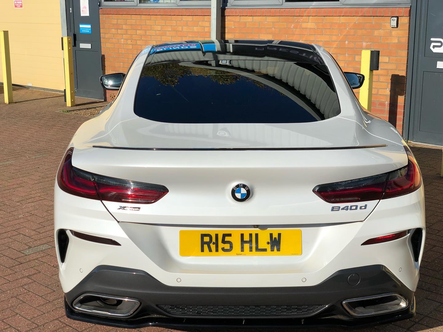 BMW 840D - Prestige Graphics